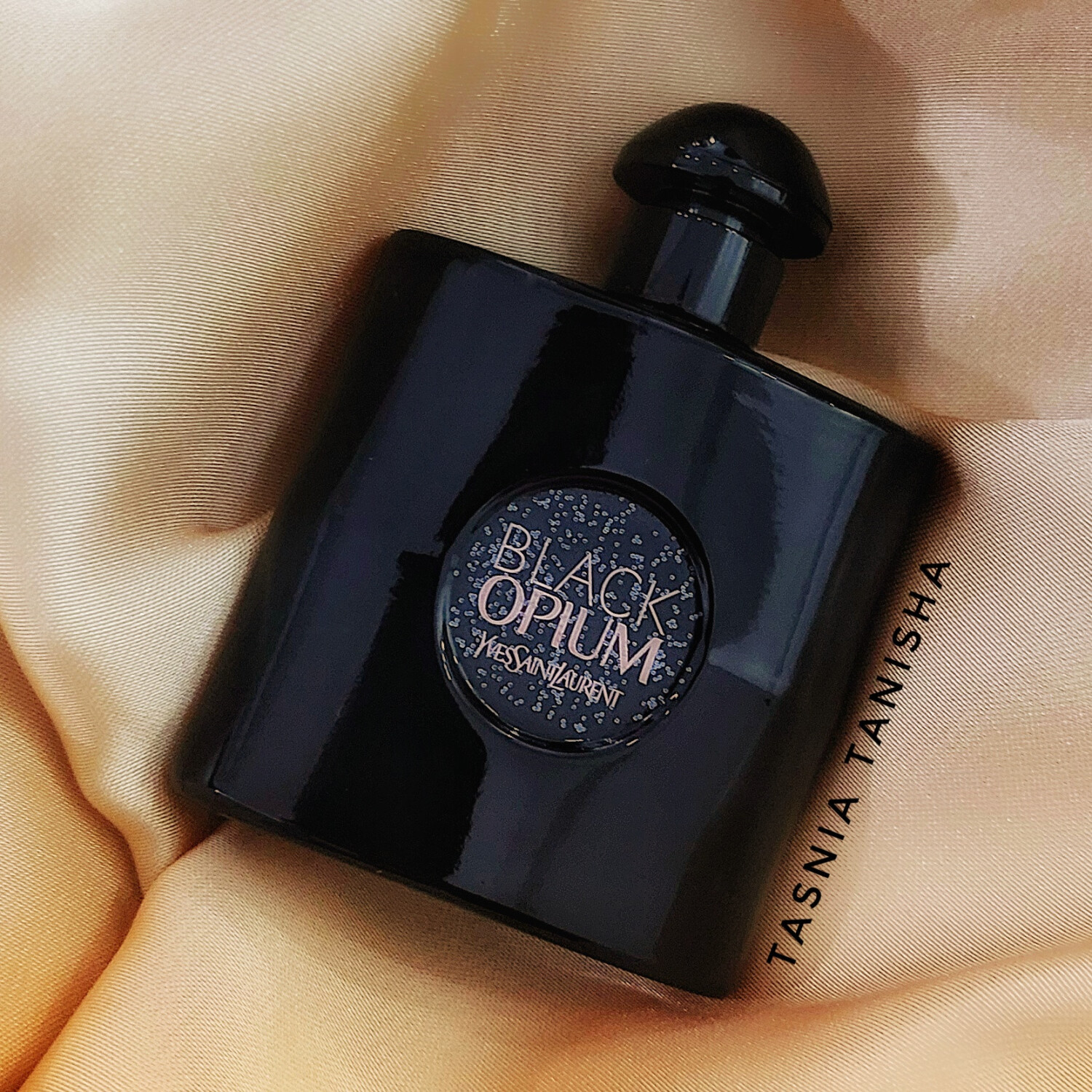 Black Opium Le Parfum Yves Saint Laurent parfem - novi parfem za žene 2022