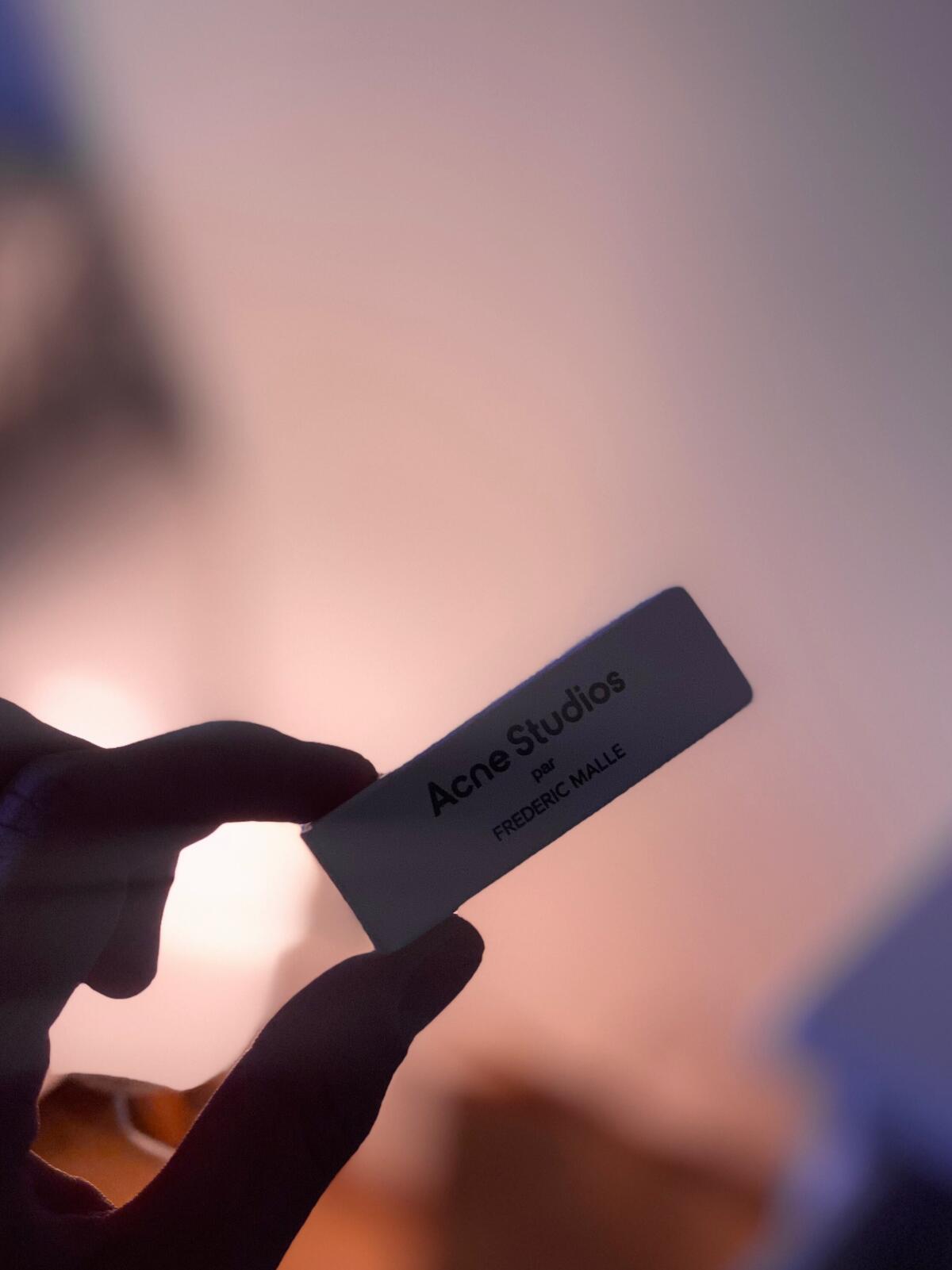 Acne Studios Frederic Malle - una novità fragranza unisex 2024