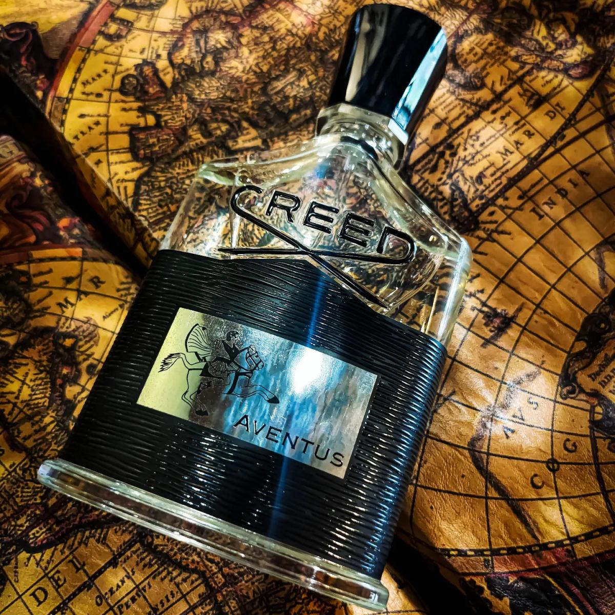 Aventus Creed Colonia - una fragancia para Hombres 2010