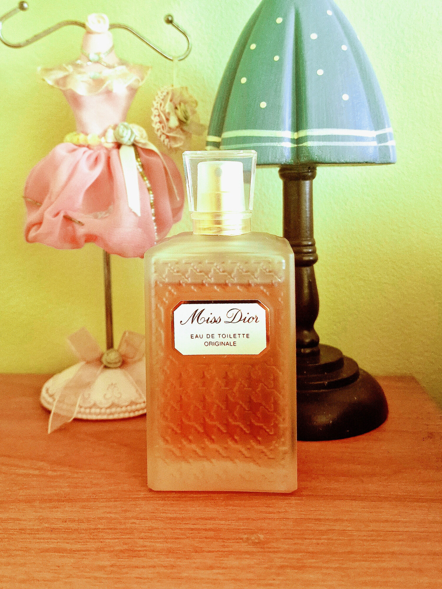Miss Dior Eau de Toilette Originale Dior parfum - un parfum de dama 2011