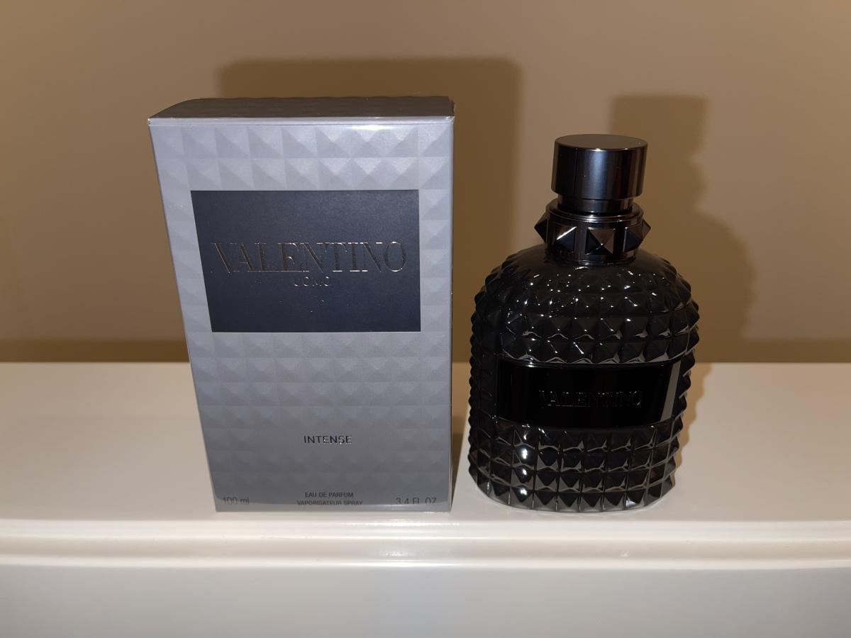 Valentino Uomo Intense Valentino Cologne - un parfum pour homme 2016