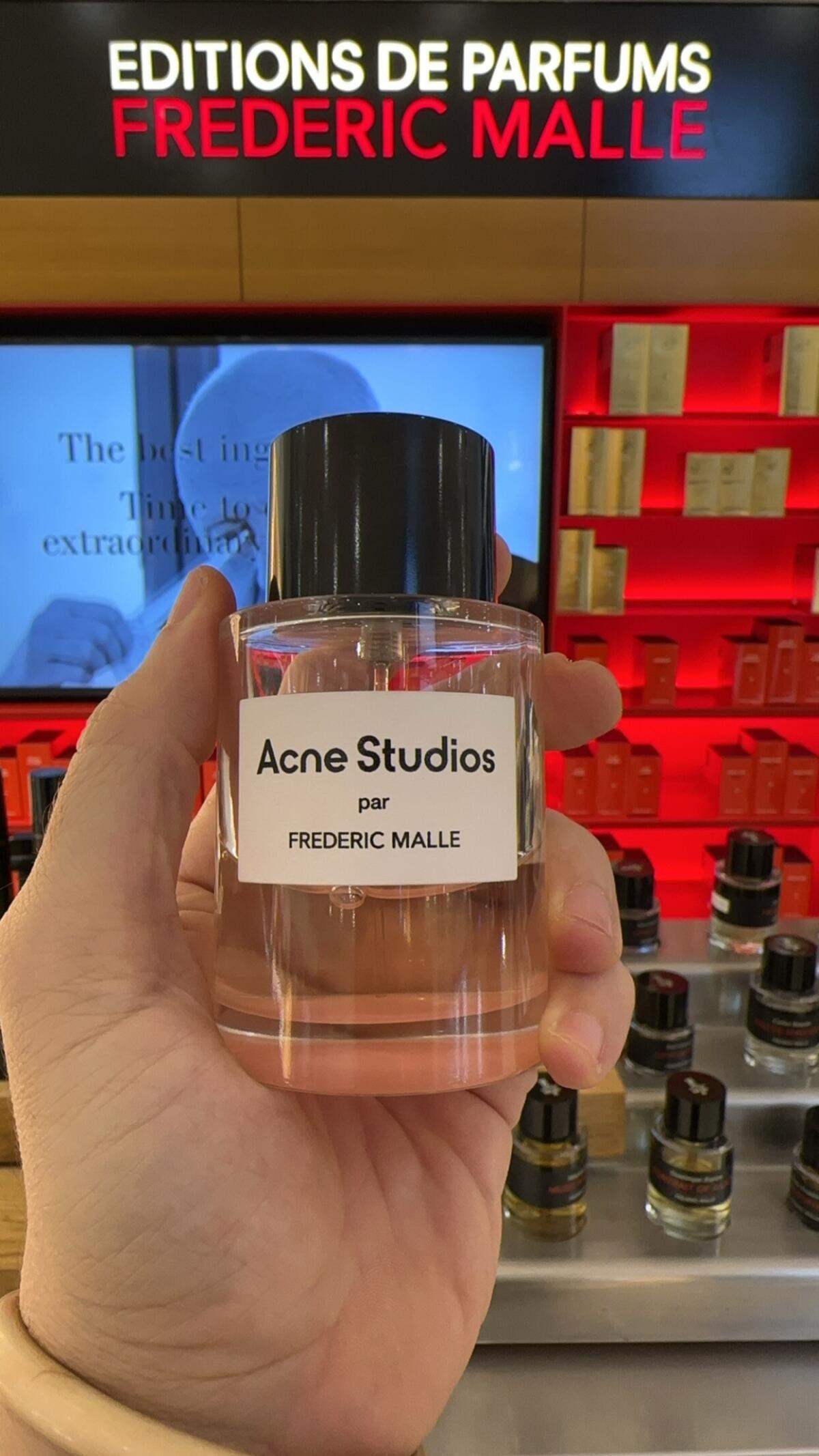 Acne Studios Frederic Malle - una novità fragranza unisex 2024