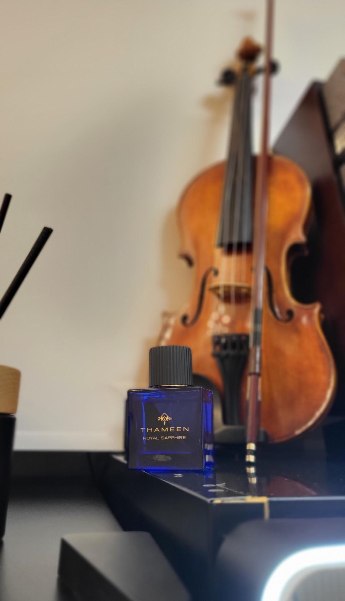 Royal Sapphire Thameen parfum - un parfum pour homme et femme 2019
