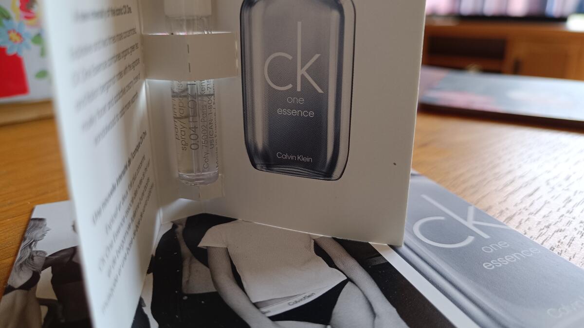 CK One Essence Calvin Klein fragancia - una nuevo fragancia para Hombres y Mujeres 2024
