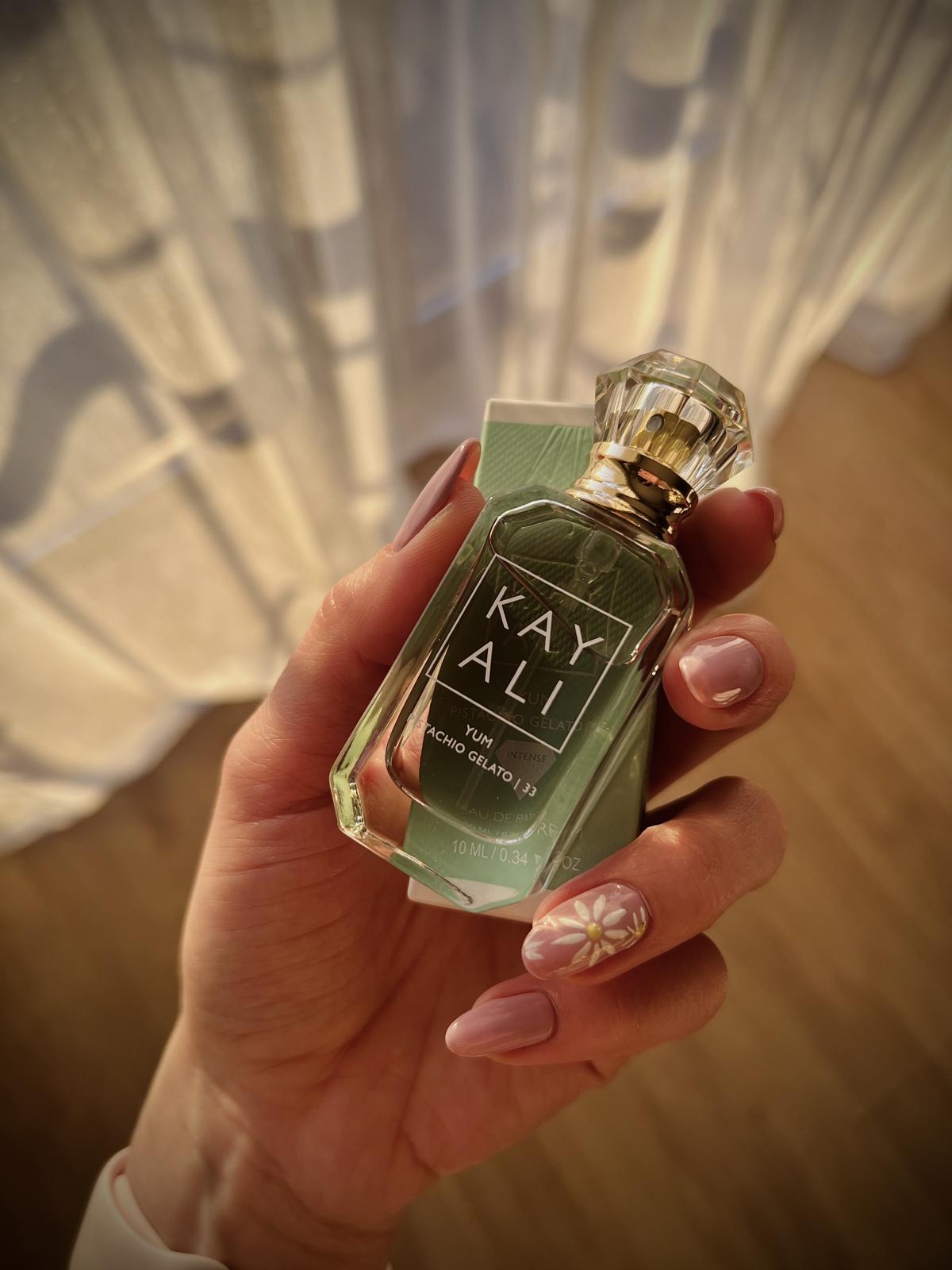 Yum Pistachio Gelato | 33 Kayali Fragrances perfume - a novo fragrância ...