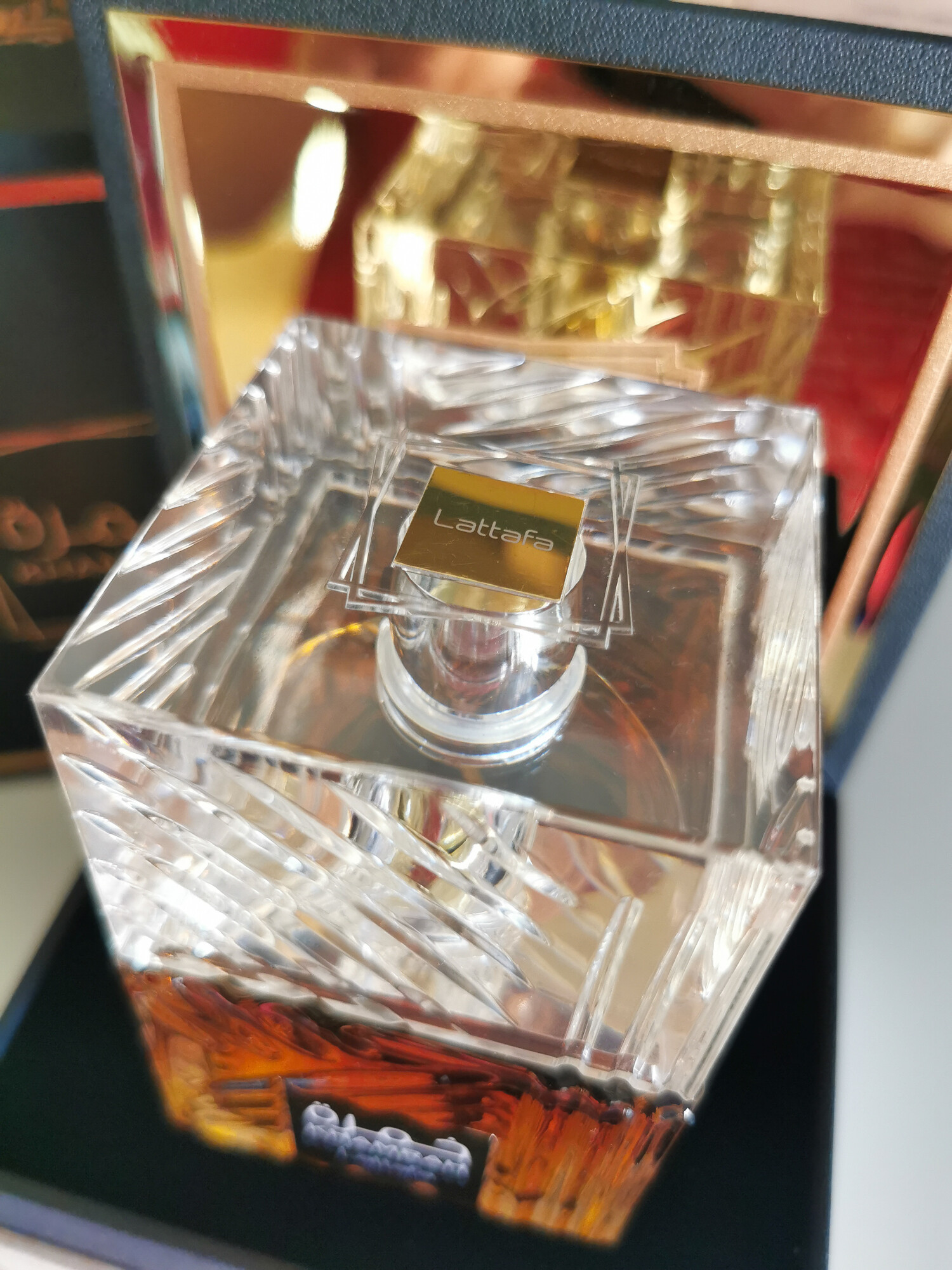 Khamrah Lattafa Perfumes perfume - a novo fragrância Compartilhável 2022