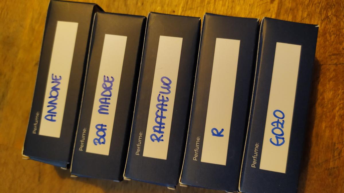 Raffaello Pantheon Roma Colonia - una fragancia para Hombres 2013