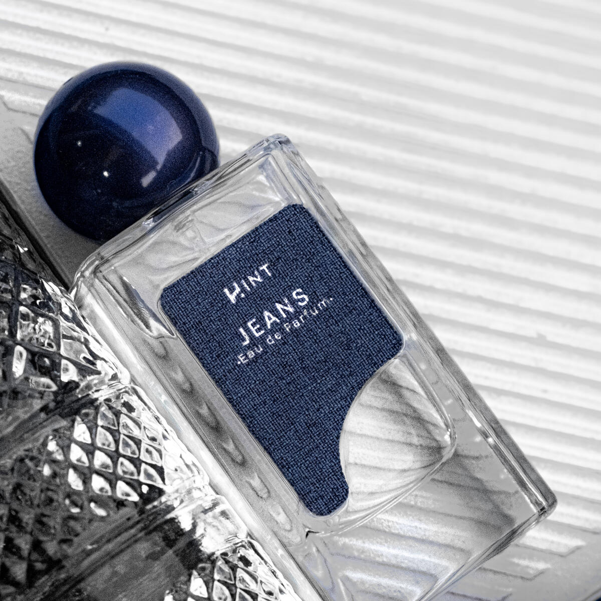 Jeans Hint parfum - un nouveau parfum pour homme et femme 2024