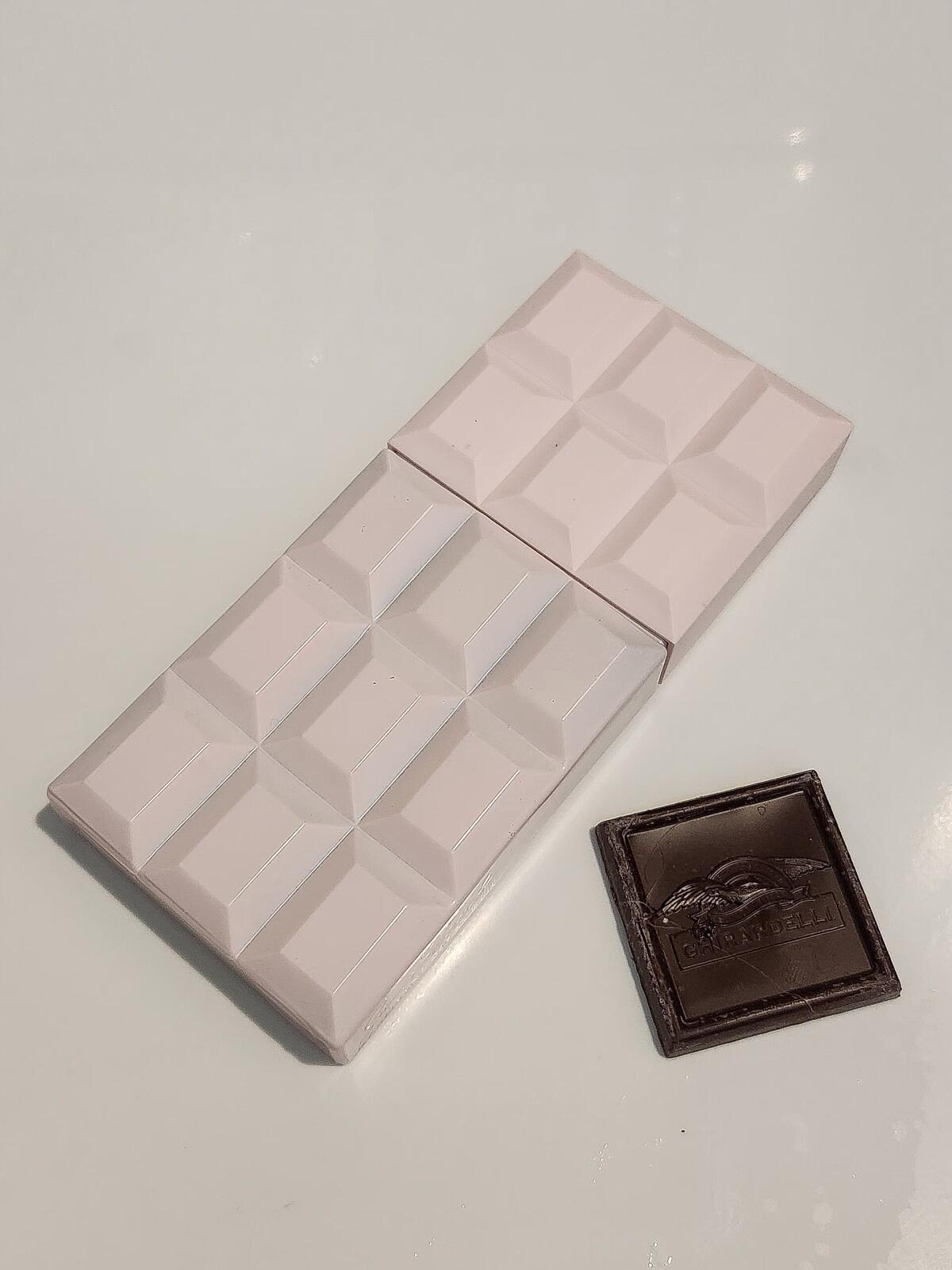 Sweet Tooth Sabrina Carpenter perfumy - to nowe perfumy dla kobiet 2022