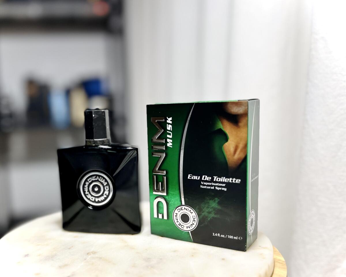 Musk Denim Colonia - una fragancia para Hombres