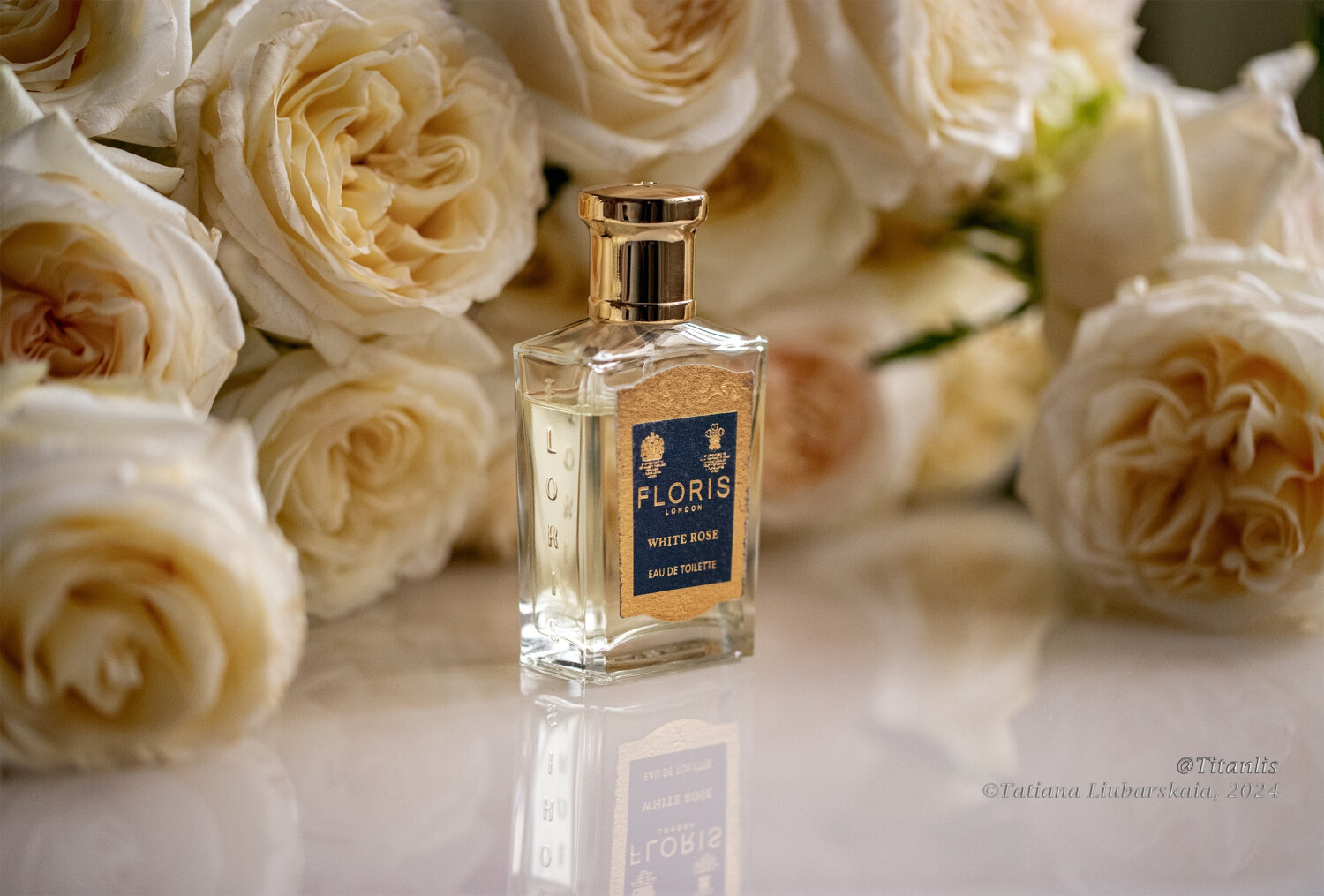 White Rose Floris parfum - un parfum pour femme 1800