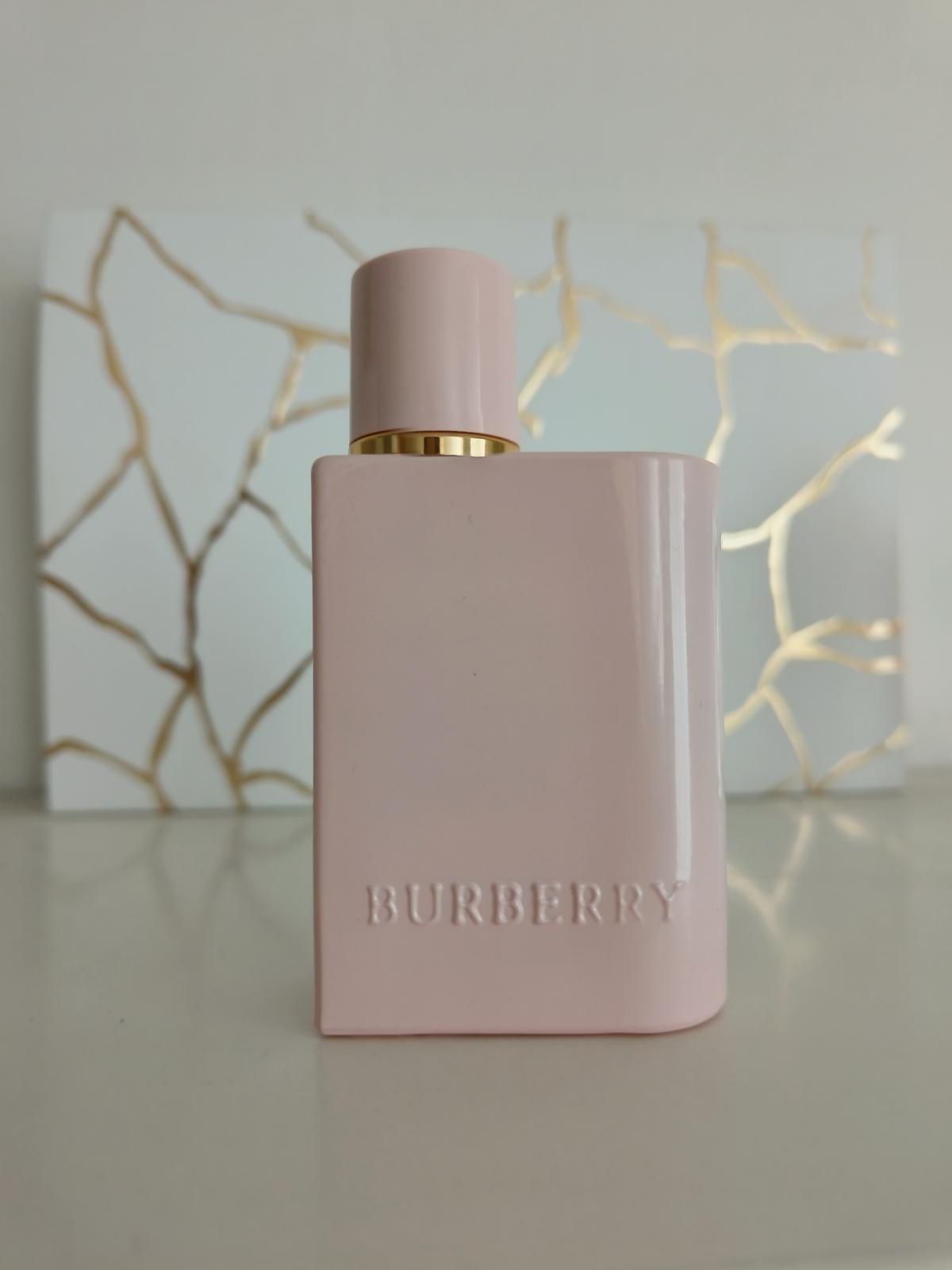 Burberry Her Elixir de Parfum Burberry - una novità fragranza da donna 2022