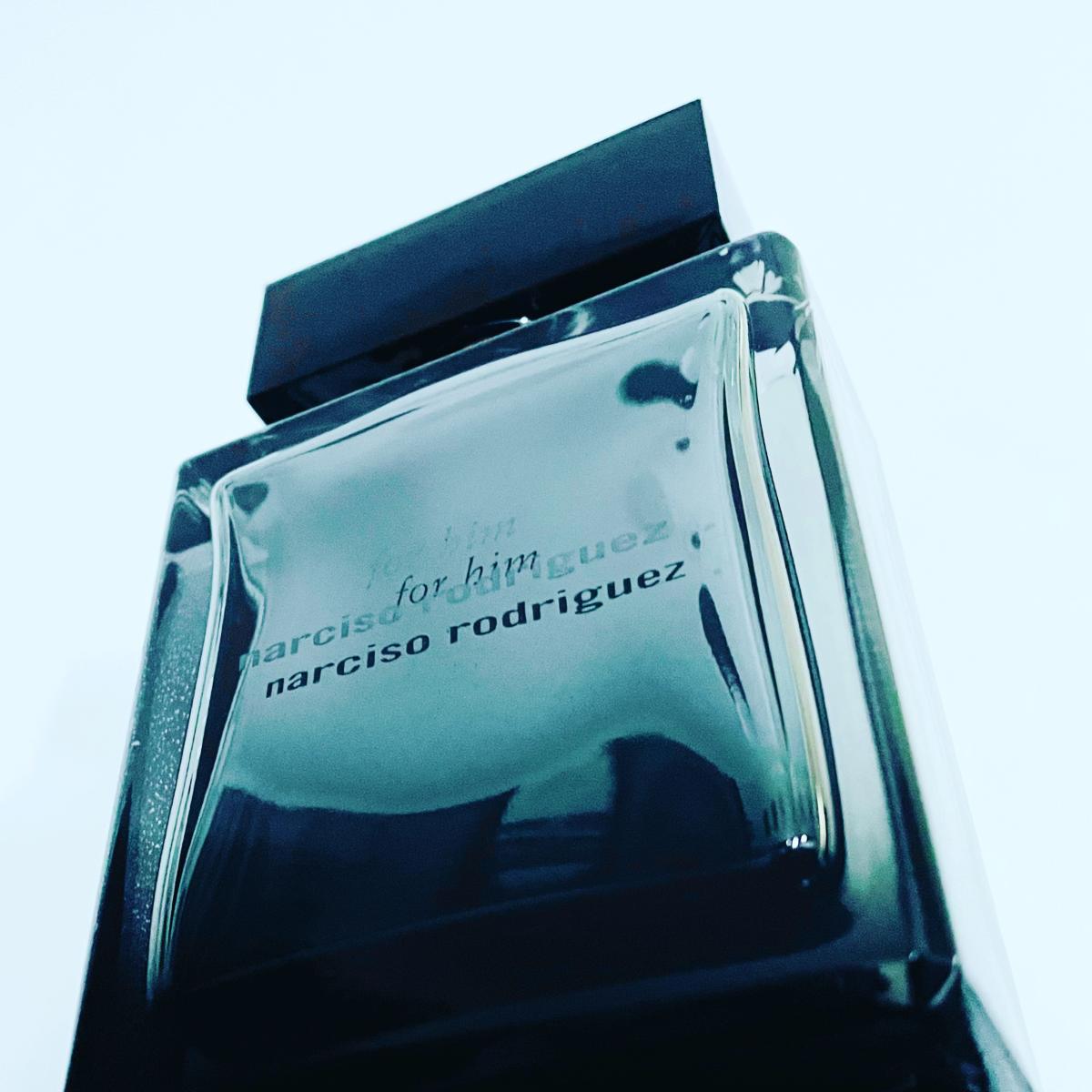 Narciso Rodriguez for Him Musk Narciso Rodriguez Cologne - ein es ...