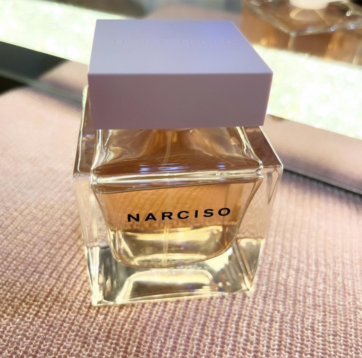 Narciso Eau de Parfum Cristal Narciso Rodriguez - una novità fragranza ...