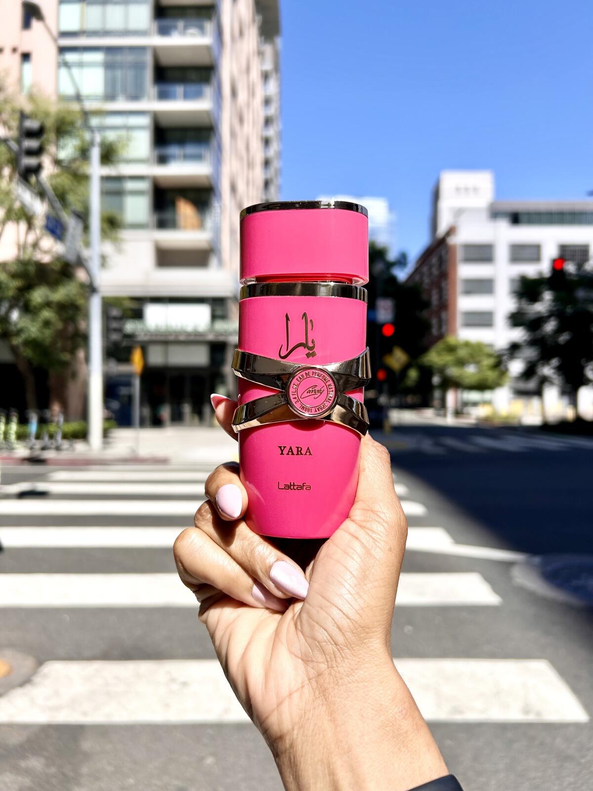 Yara Candy Lattafa Perfumes - una novità fragranza da donna 2024