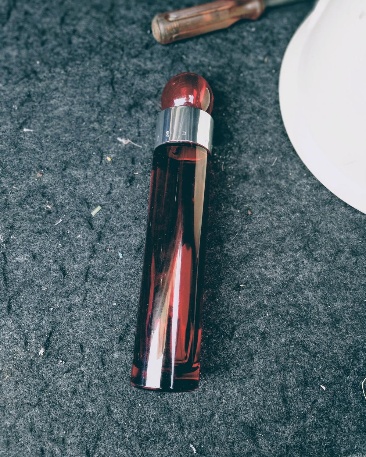 360° Red for Men Perry Ellis Colonia - una fragancia para Hombres 2003