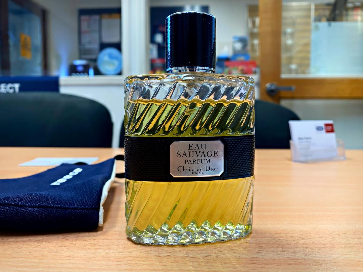 Eau Sauvage Parfum 2017 Dior одеколон — аромат для мужчин 2017