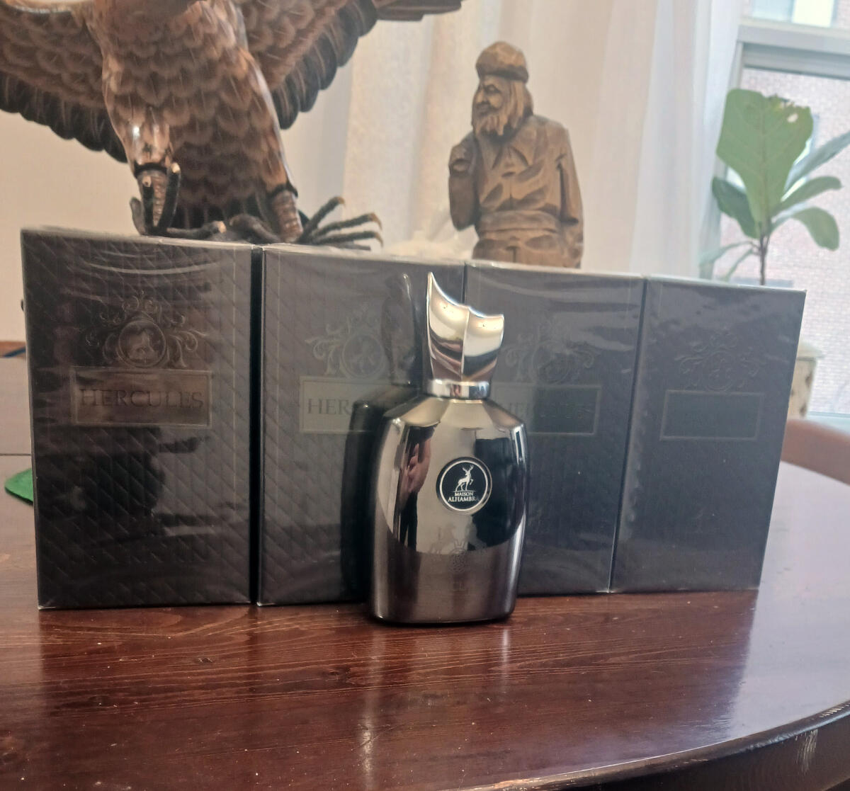 Hercules Maison Alhambra perfume - a fragrância Compartilhável 2022