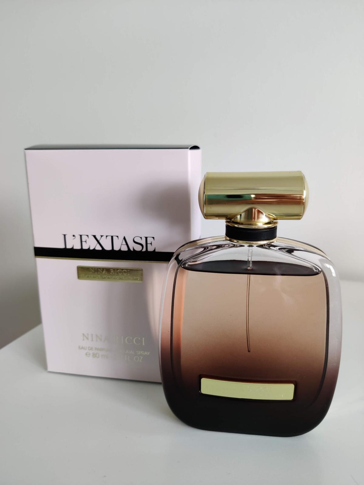 L’Extase Nina Ricci perfume - a fragrância Feminino 2015