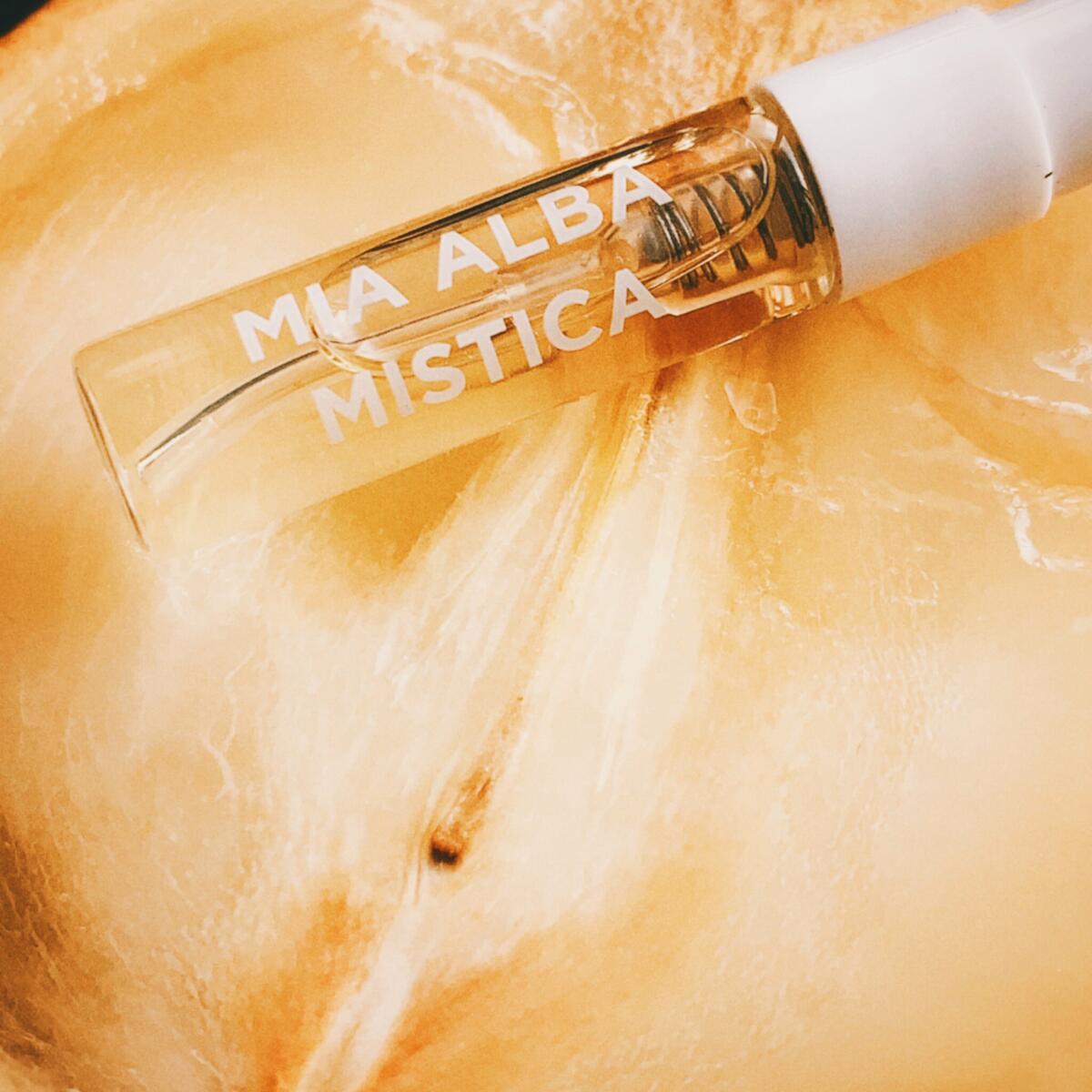 Mia Alba Mistica Fabbrica Della Musa perfume - a novo fragrância ...