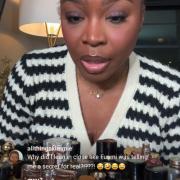 Exalté by Funmi Monet Bella Aura perfumy - to nowe perfumy dla kobiet 2022